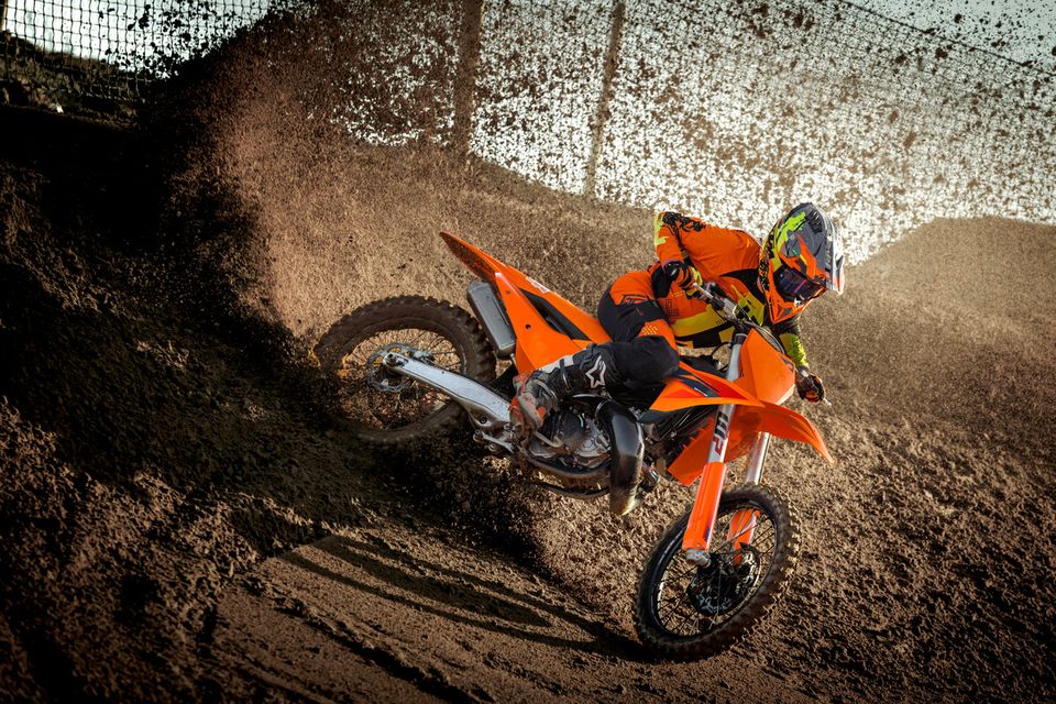 Moto - News, KTM SX 2025: le nuove moto da cross "arancioni" | GPone.com