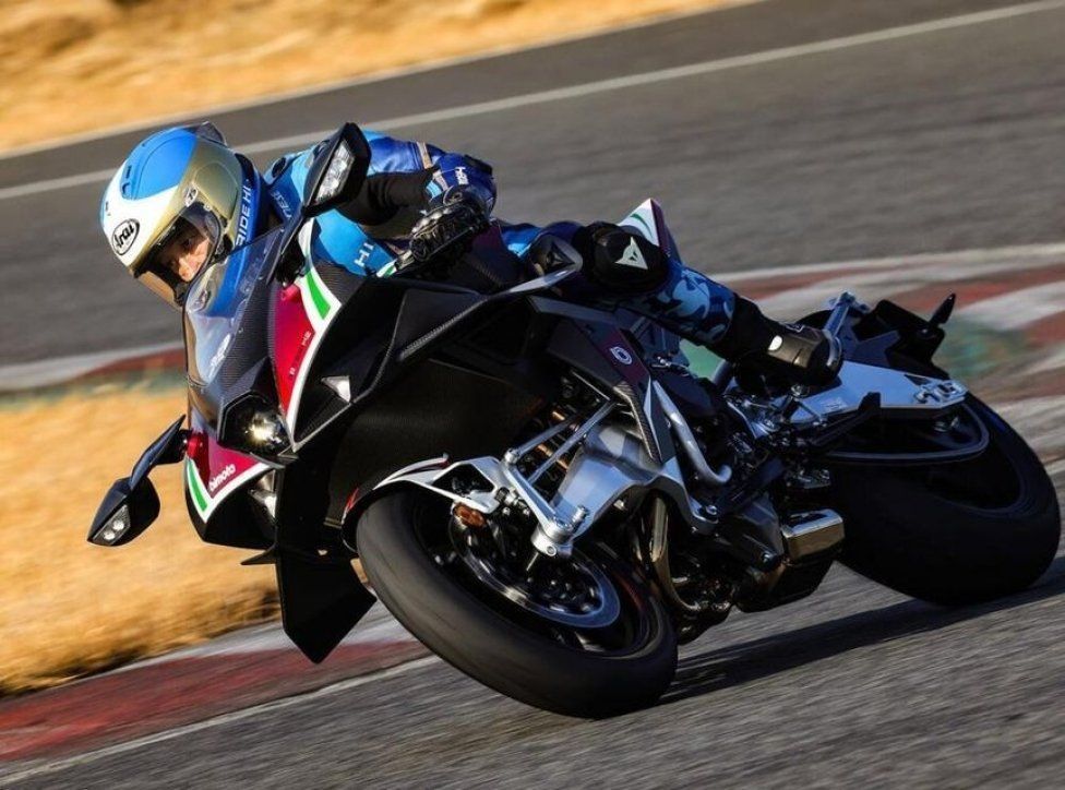 Moto - News, Bimota Tesi H2 Carbon 2021 - le prime FOTO | GPone.com