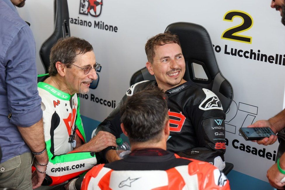 News, Jorge Lorenzo guida la carica del terzo Pro Day VMoto Soco 2023 ...