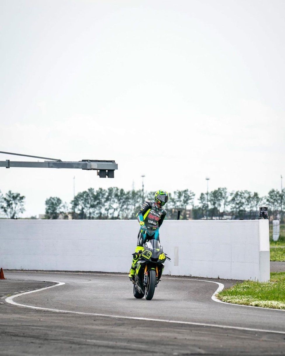 Valentino Rossi, the Long Goodbye: when racing is more important than ...
