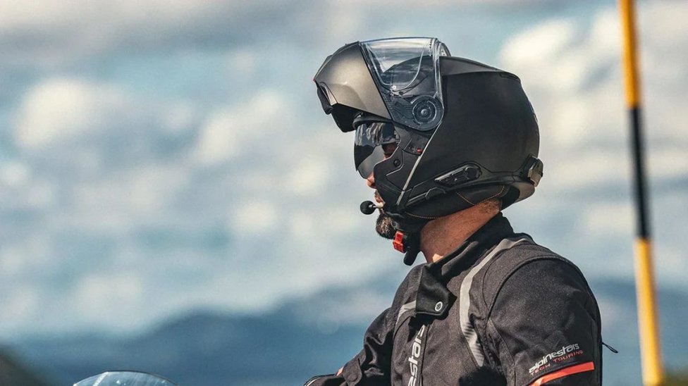 Playtime - Tech, Cardo dan SCHUBERTH meluncurkan SC EDGE AN: suara ...